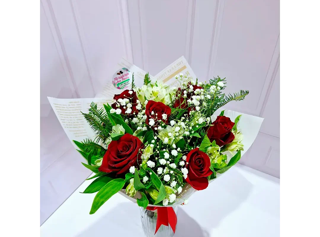 Ramo Dia de las Madres de Rosas - Ana Paula Florería